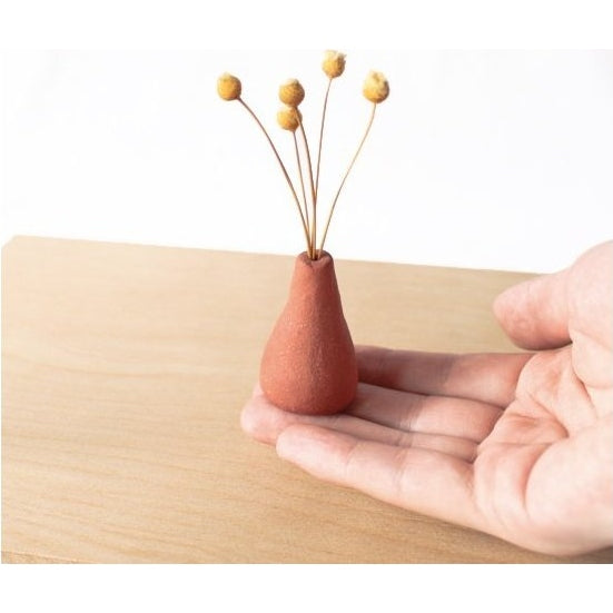 Ihoshiro Triangle Pyramid Dry Flower Vase - MINIMARU